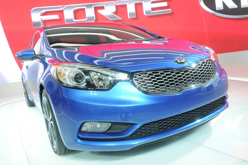 Galerie: Kia Forte Front | Bilder und Fotos