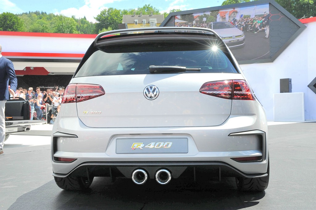 Galerie: VW Golf R 400 beim GTI-Treffen am Wörthersee | Bilder und Fotos