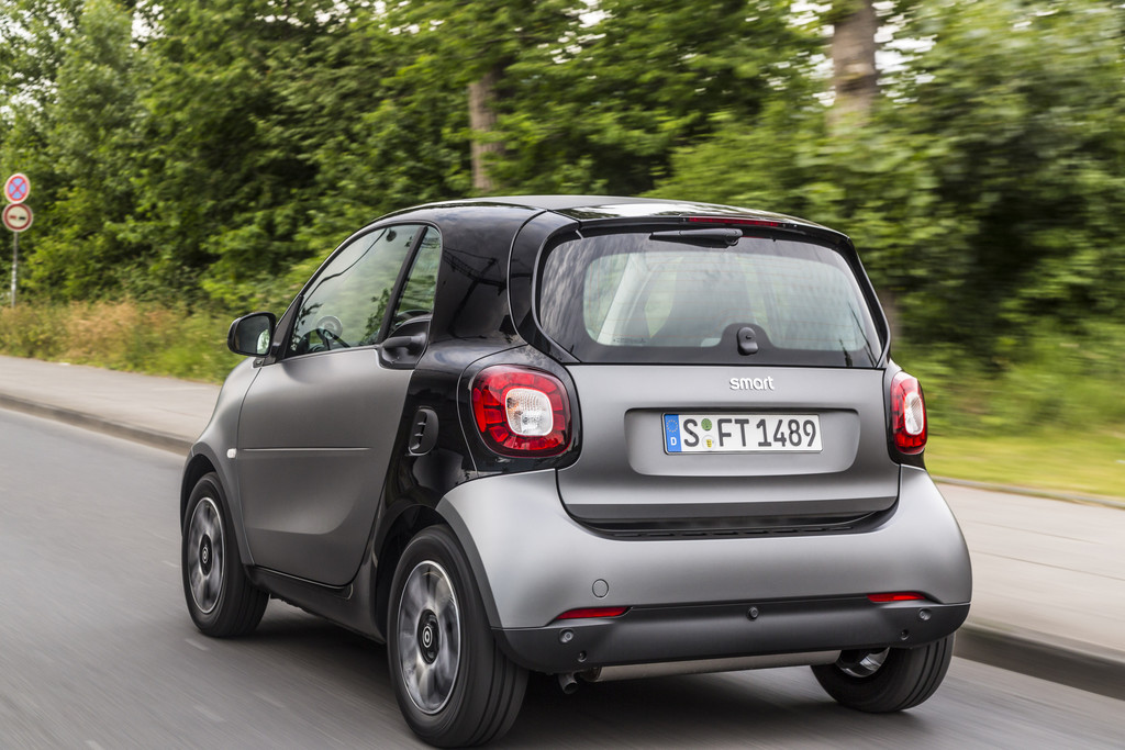 Galerie: 2015 Smart Fortwo Turbo Twinamic | Bilder und Fotos